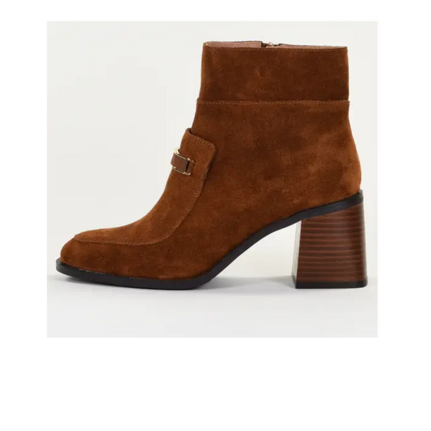 Boots/Booties – Haute Suburban Mess